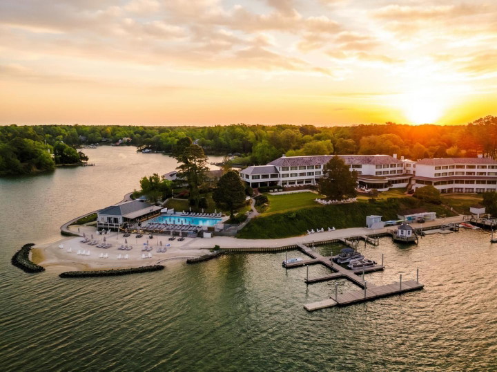 The Tides Inn - Virginia