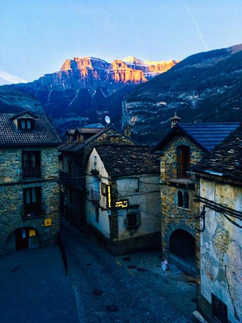 Apartamentos Valle De Ordesa-torla - Parque Nacional de Ordesa y Monte Perdido