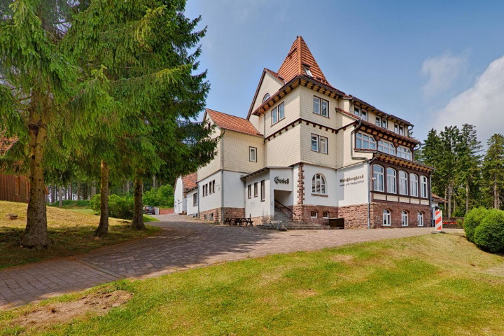 Hotel Und Berggasthof Spießberghaus Am Rennsteig - Thuringia