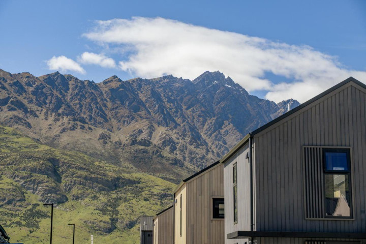 Queenstown Central Luxe Stay, Two Bedrooms - Arrowtown