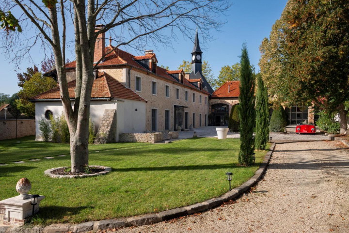 Loft Dans Le Clocher Face Au Chateau - Saint-Arnoult-en-Yvelines