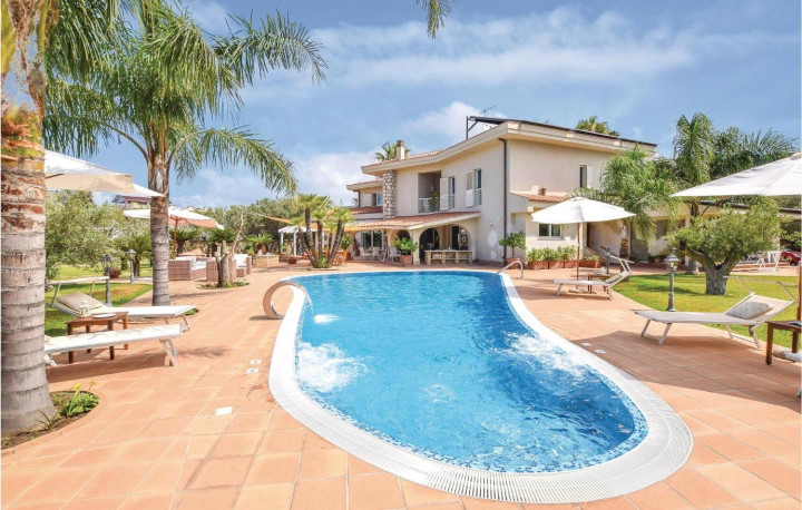 Amazing Home With Pool - Calabria