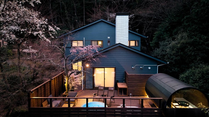 Villa Noël Hakone Chimney Luxury Onsen & Sauna Retreat - Hakone