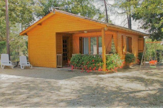 Gite Les Pins - Lesgitesdeshautsdevialot En Perigord - Dordogne