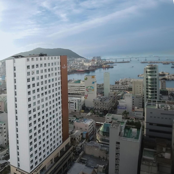 Cotice The Bridge - Busan