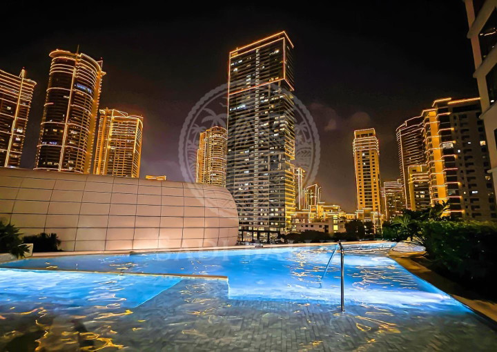 Novotel Suites Manila At Acqua - Makati