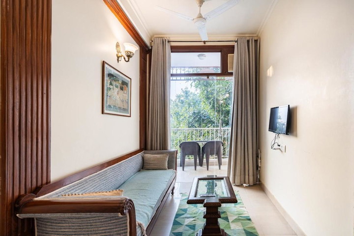 Blue Sky 1 Bedroom Apartment With A Fort View - New Delhi