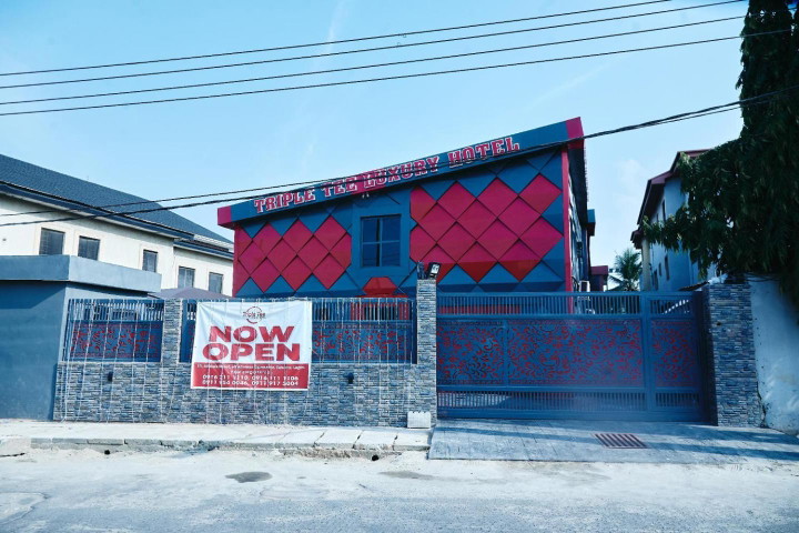 Triple Tee Luxury Hotel & Service Apartments Surulere - ナイジェリア
