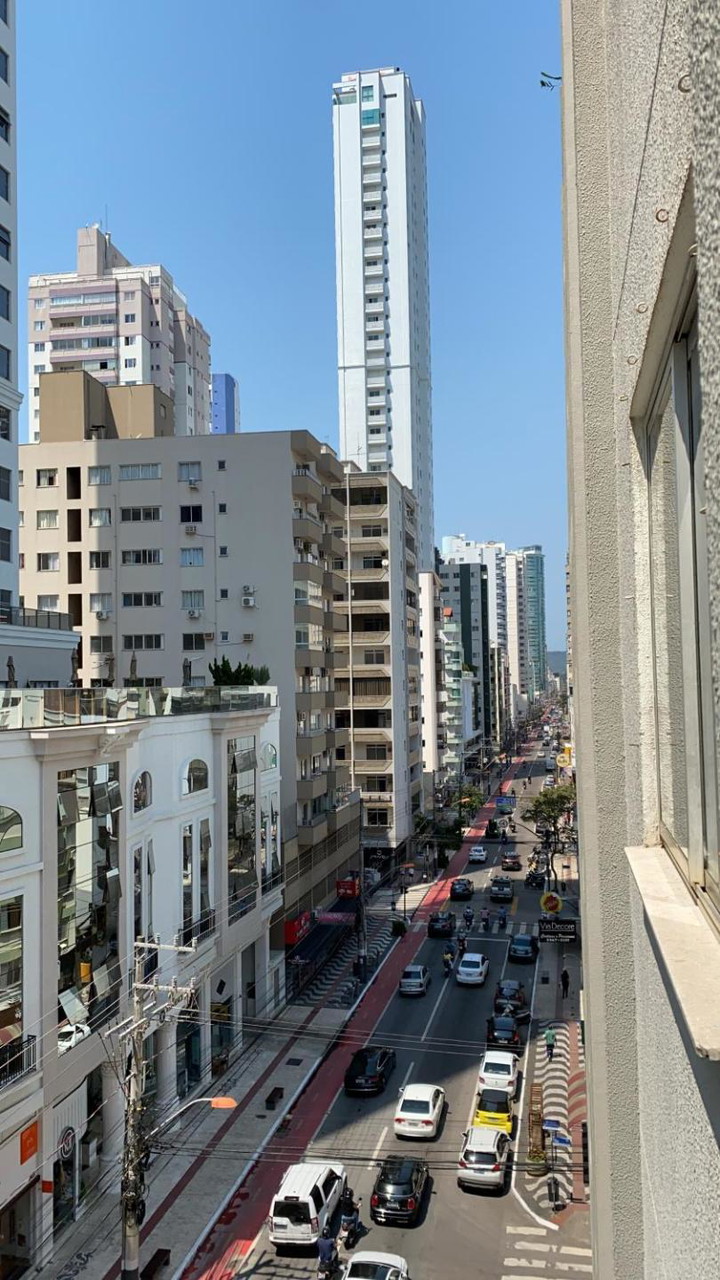 ÓTimo Apto 2 Quartos, Av. Brasil, De Frente, Quadra Mar. - Balneário Camboriú