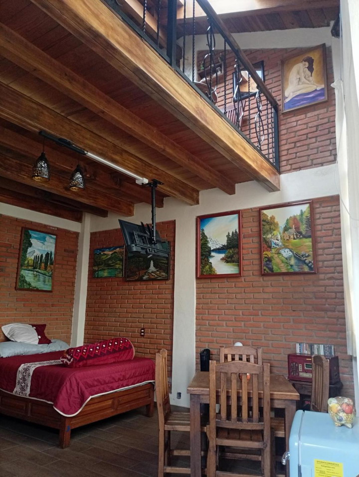 "Arte En El Desván" Rustic Loft - Desván Rústico - Mexico