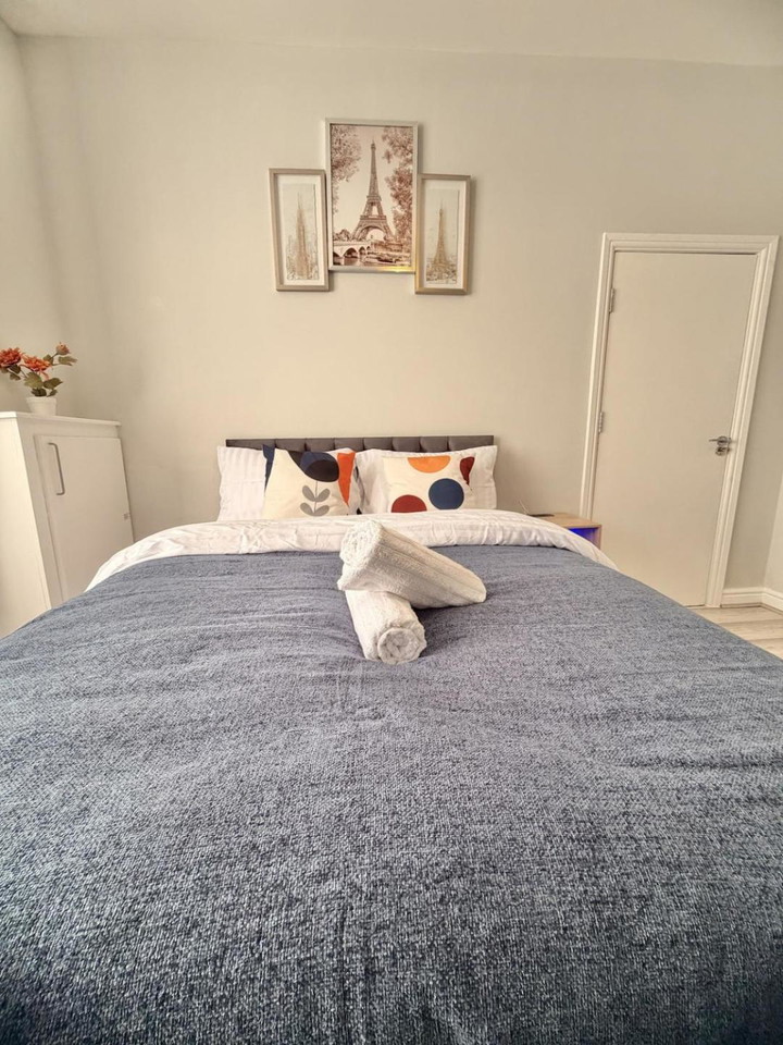 Modern Cosy Stay, En-suite & Free Parking - 스토크온트렌트