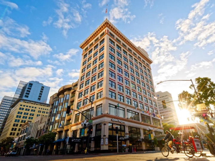 Gaslamp Plaza Suites - Coronado Island