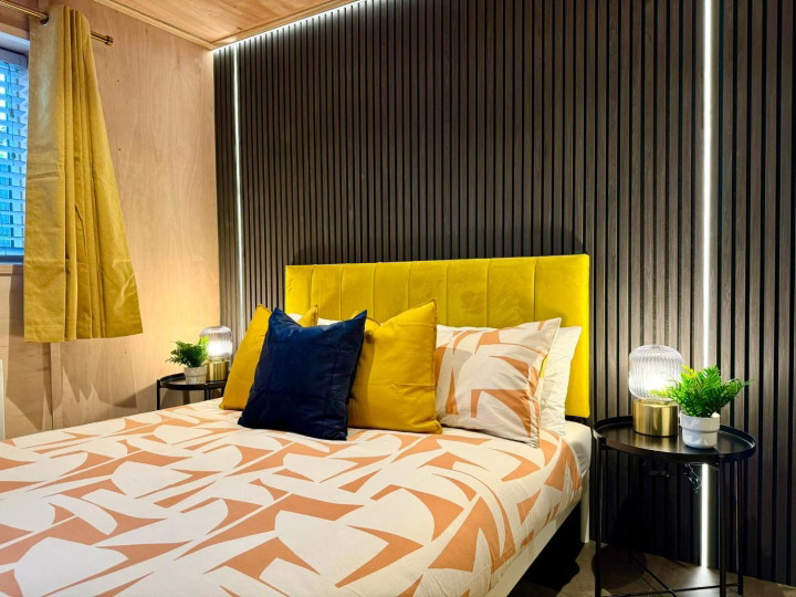 Stunning Secret Studio - Beach Retreat - Sleeps 4 - Poole