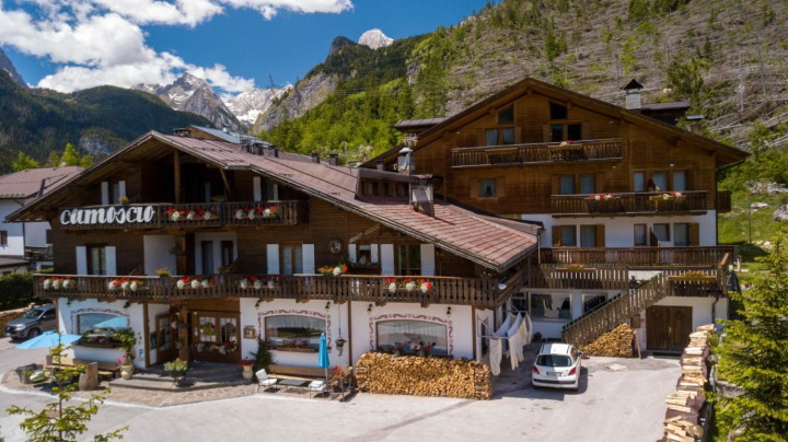 Hotel Camoscio - Malga Ciapela