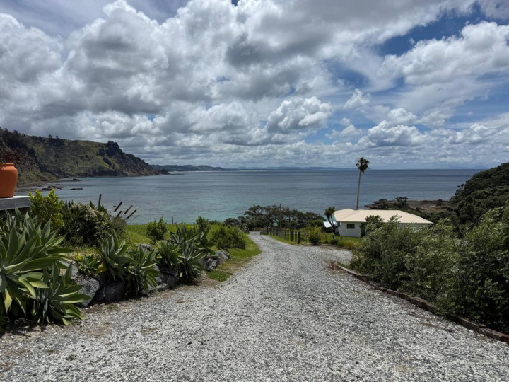 Goat-island Beach Front Get-away - Matakana
