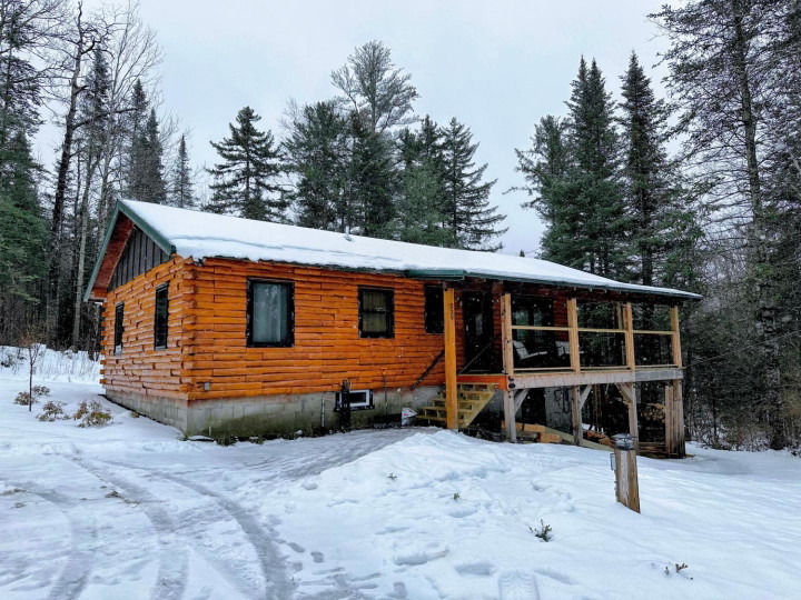 5r Cozy Log Chalet In Fantastic Location. Ski, Snowshoe, Fish, Explore! Ac, Pet Friendly! - Santa's Village, Jefferson