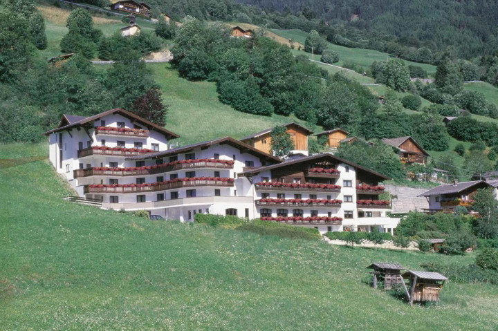 Hotel Alpenfriede - Serfaus