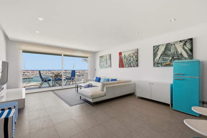 Modern Frontline Puerto Banus Apartment M2 - Puerto Banús