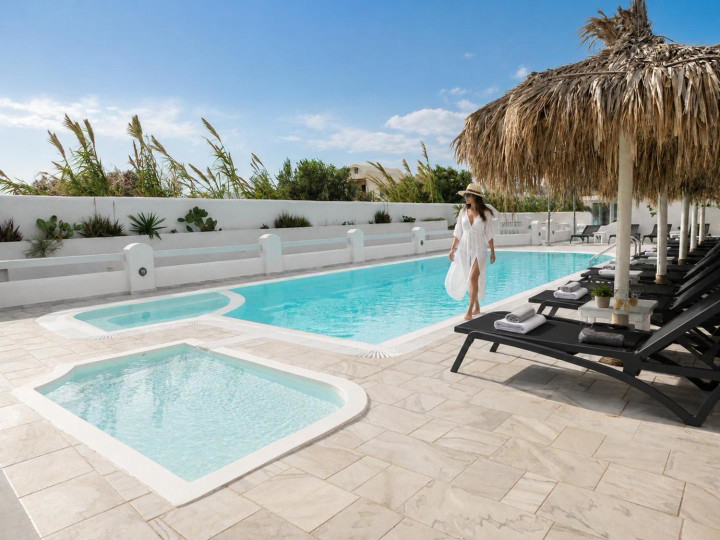 Perissa Design Centro Suites- Beach Front - Santorini