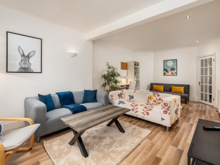Pass The Keys Family Friendly 3 Bed Home In Pinner Pets Welcome - Harrow