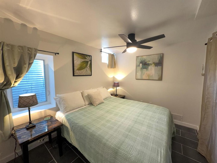 Private Garden Apartment Across From Como Lake - Rowan - White Bear Lake, MN