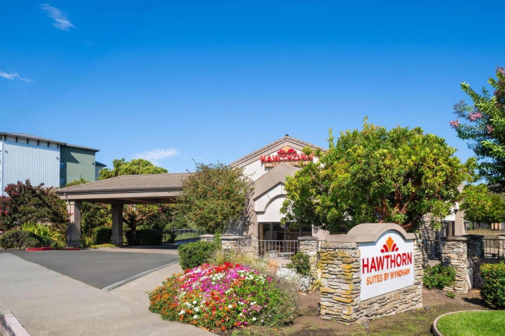 Hawthorn Suites By Wyndham Napa Valley - Yountville, CA
