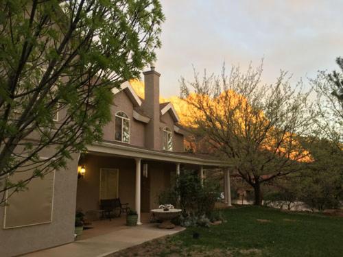 Novel House Inn At Zion - Zion National Park