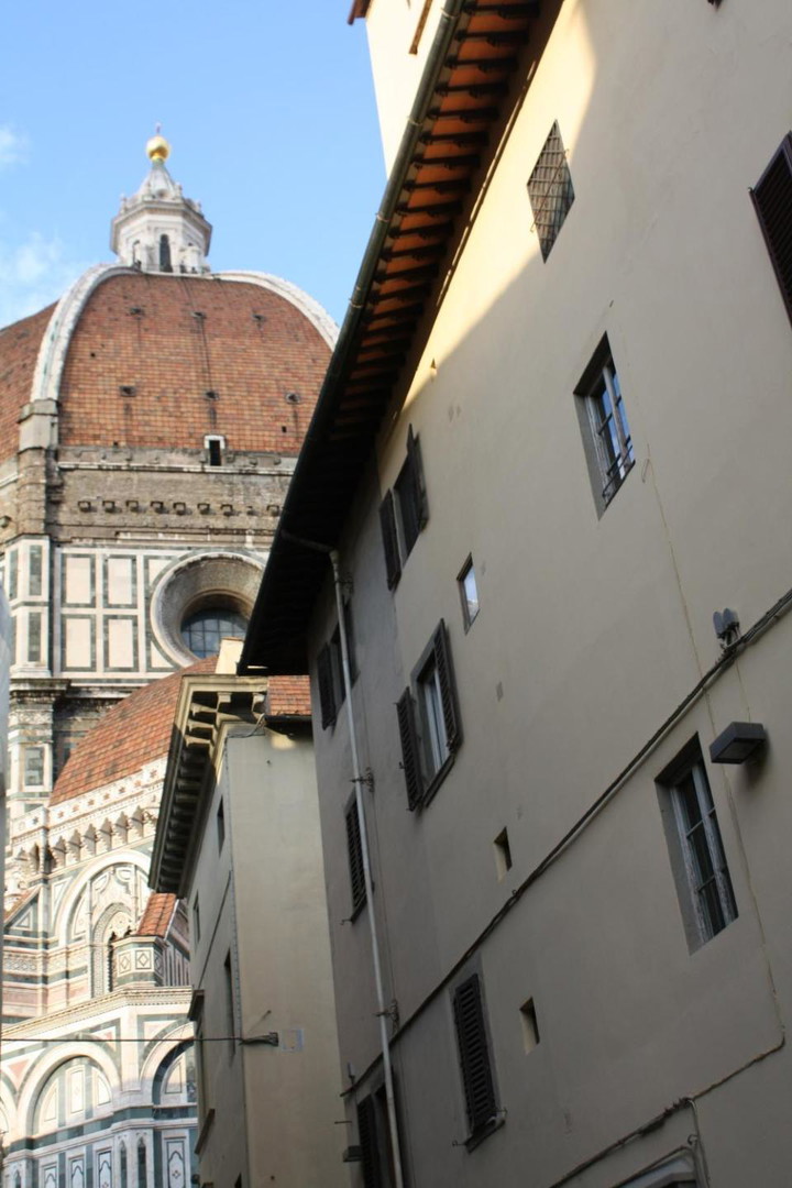 Adelaide House - Florence