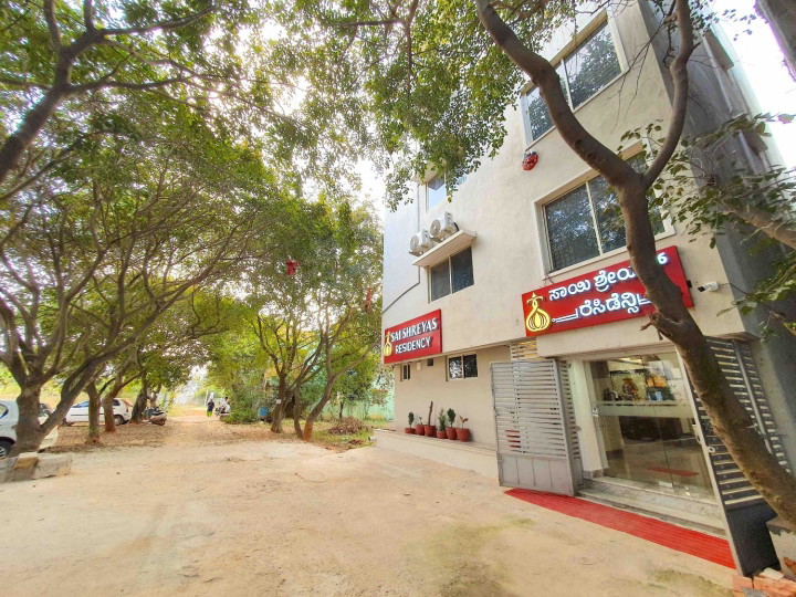 Sai Shreyas Residency, Boutique Hotel Near Bangalore Airport - Bangalore