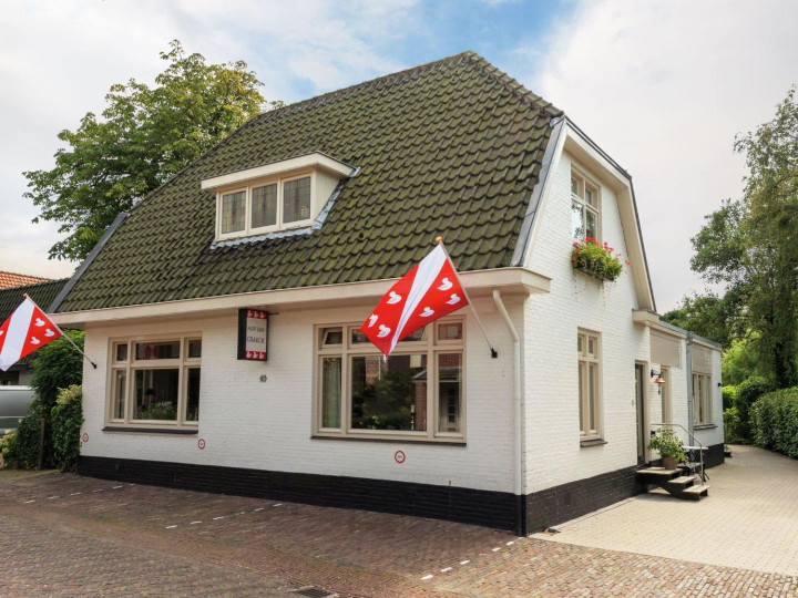 Holiday Home In Bergen Near Bergerbos Forest - Bergen
