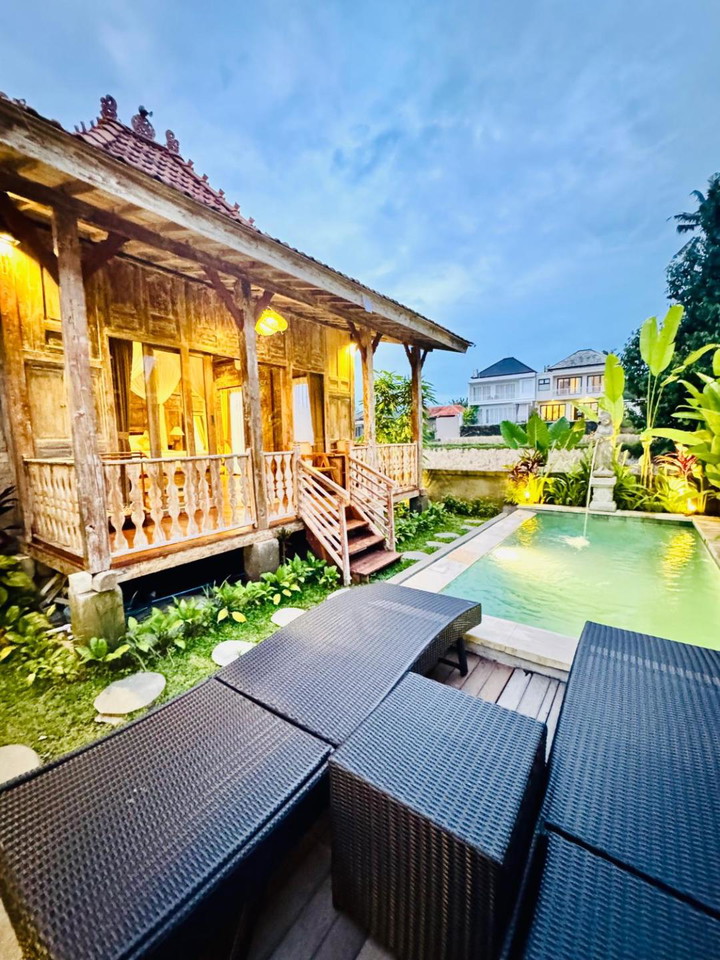 Sunshine Dijoglo Villa - Bali