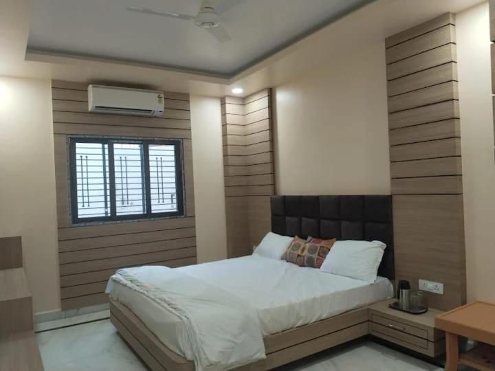 Hotel Lakshmi - West Bengal