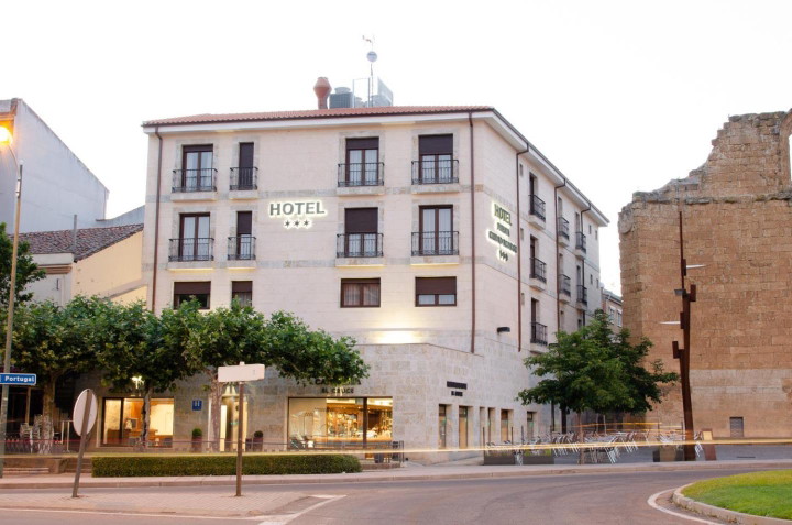 Hotel Puerta Ciudad Rodrigo - Ciudad Rodrigo