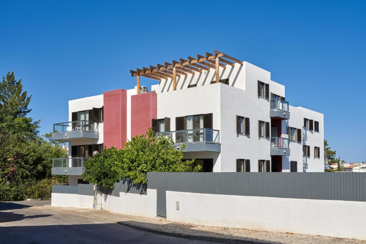 Legacy Suites & Apartments Albufeira Al - No Groups - Albufeira