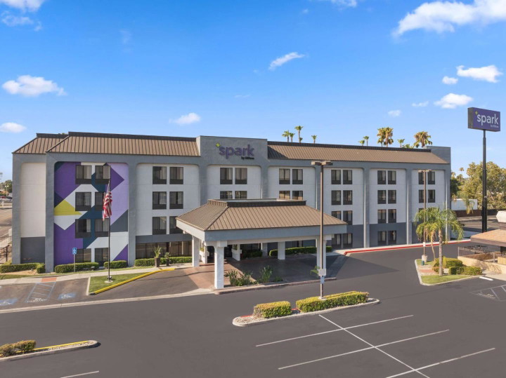 Spark By Hilton Bakersfield Central - 加利福尼亞