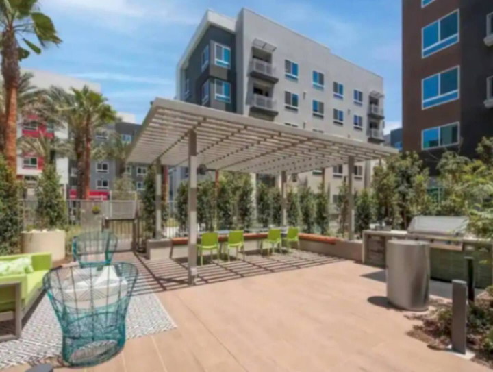 Cozy 2bd Apt Near Disneyland Anaheim Conv Center - Placentia, CA