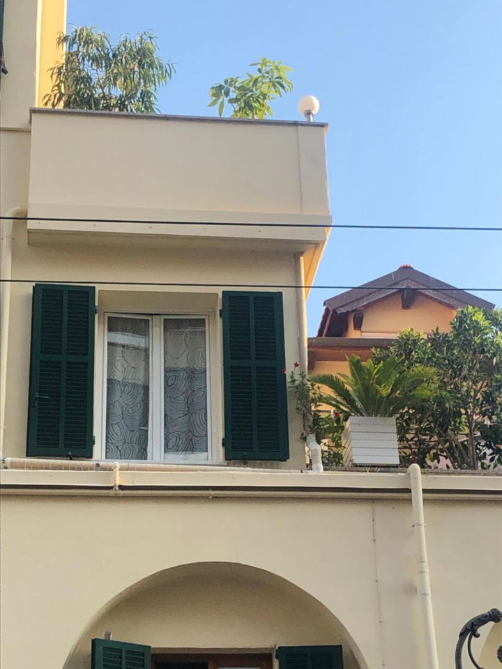Affitta Camere Borgo Marina - Bordighera