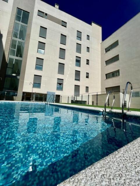 Gatu Atikus Con Parking Gratis Y Piscina - Cádiz