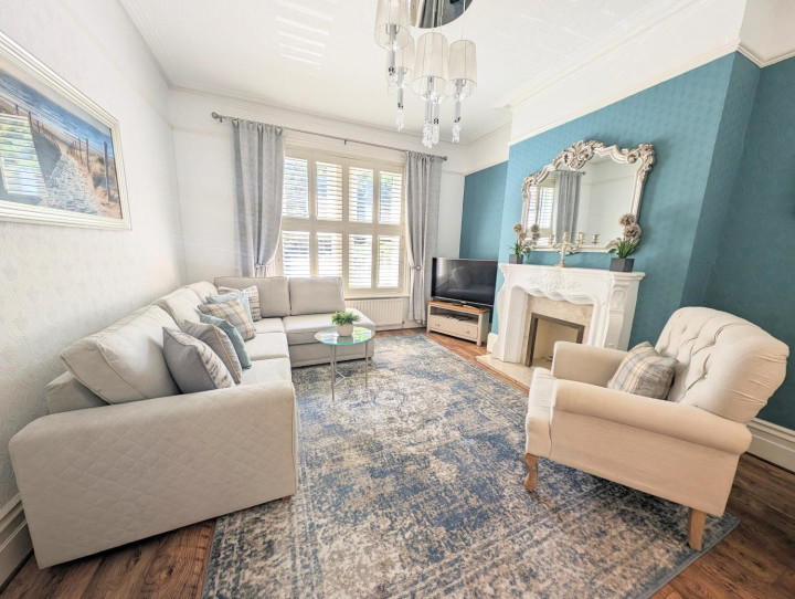 South Coast Holiday Homes -Beach-gf-garden-parking - 伯恩茅斯