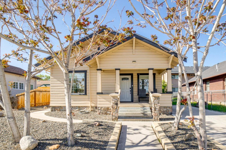 Walk To Midtown: Charming Reno Retreat - Reno, NV