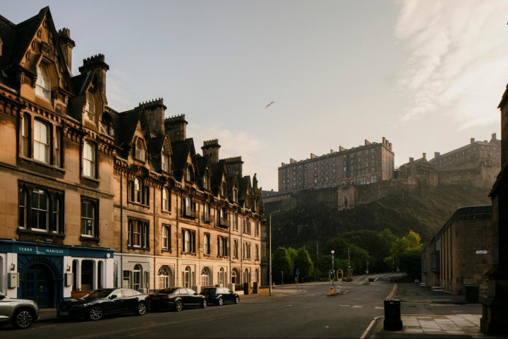 33 Castle Terrace - Edinburgh, UK