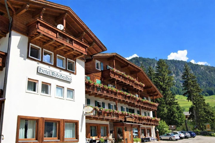 Hotel Rododendro Val Di Fassa - Alta Badia