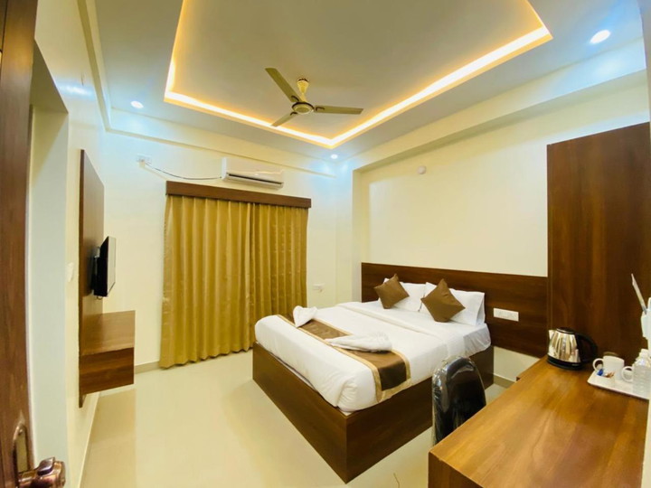 Hotel Safko Grand - Hopefarm Metro Whitefield - Tamil Nadu