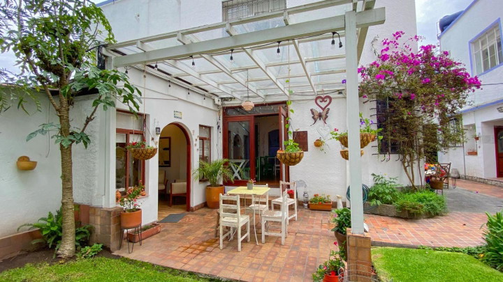 Sakti Hostal B&b - Quito