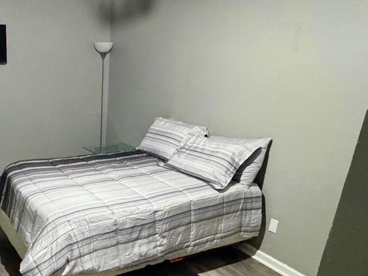 10 Min From Airport Suite No Xtra Fee, Self Chk - Georgia, GA