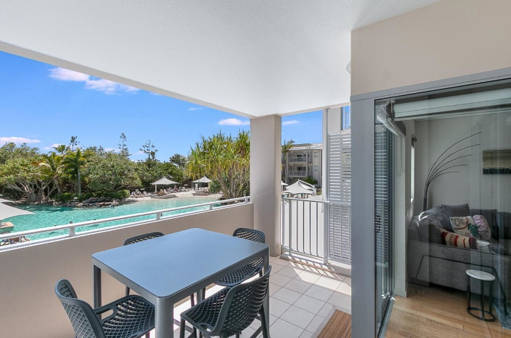 Pool View Apartments - Wing 5 - At Salt Spa Resort By Uholiday 2br 1br And Hotel Room Options Available - Kingscliff