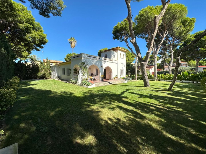 Charming Villa Next To The Playa Muchavista Alicante - El Campello