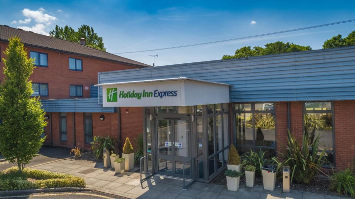 Holiday Inn Express Preston South By Ihg - Bolton