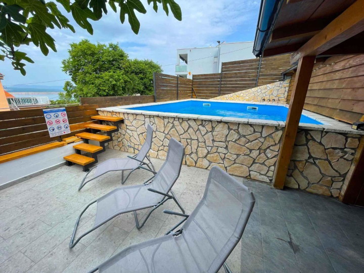 Apartments In Dramalj 41381 - Crikvenica