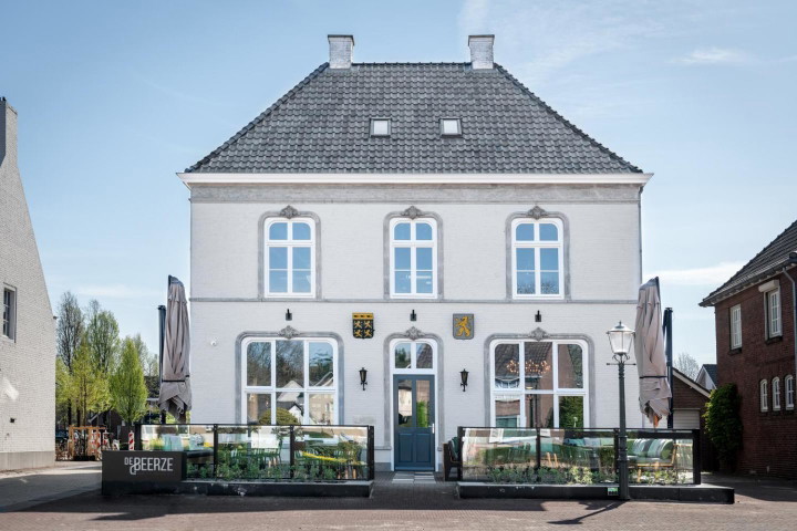 Boutique Hotel De Beerze - ティルブルフ
